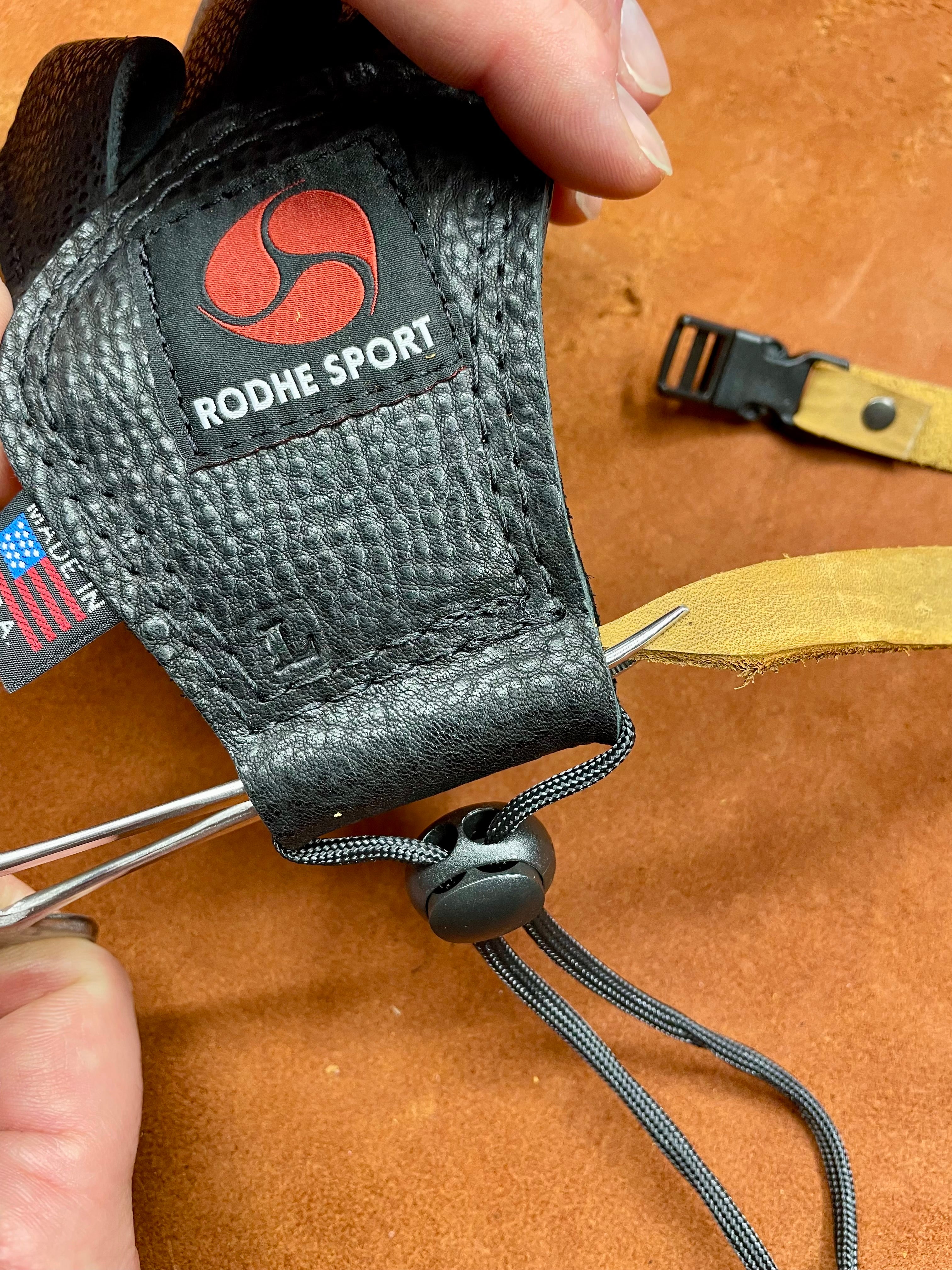 Hammer Gloves – RODHE SPORT